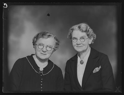 Hughes - Muir, Mrs & Mrs - Nelson Provincial Museum