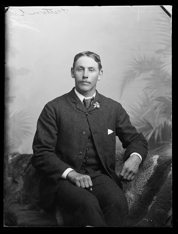 Sutton, Mr - Nelson Provincial Museum