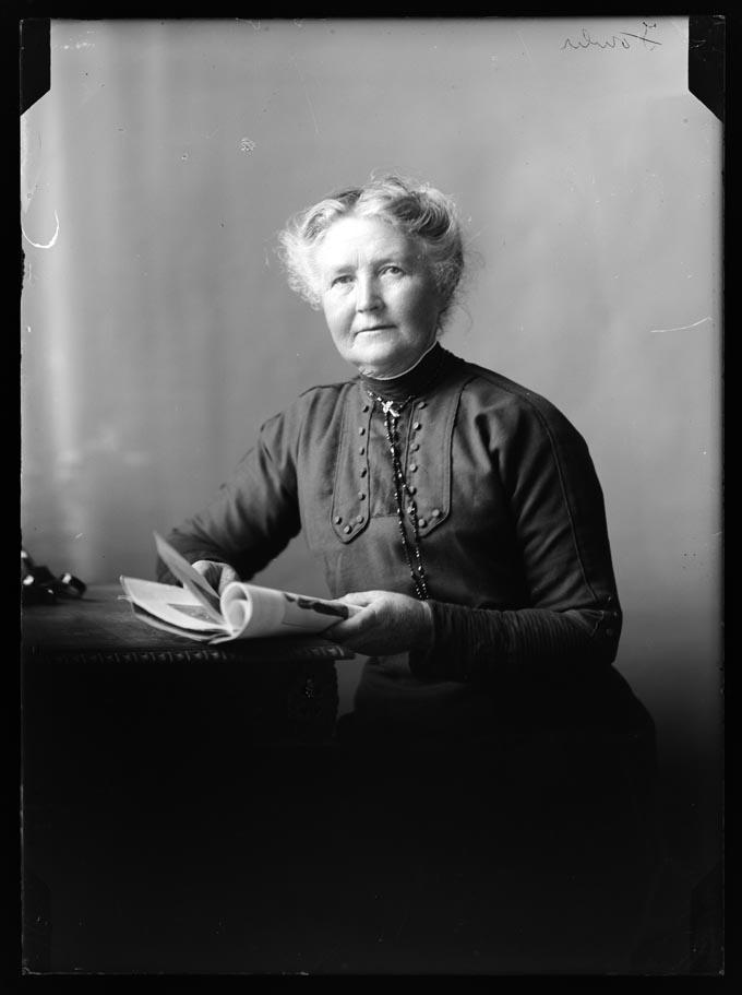 Fowler, Miss - Nelson Provincial Museum