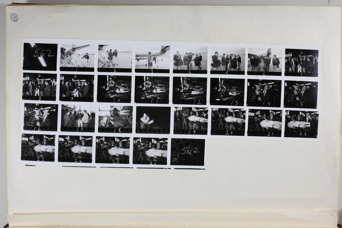 Nelson Evening Mail proof sheet: untitled - Nelson Provincial Museum