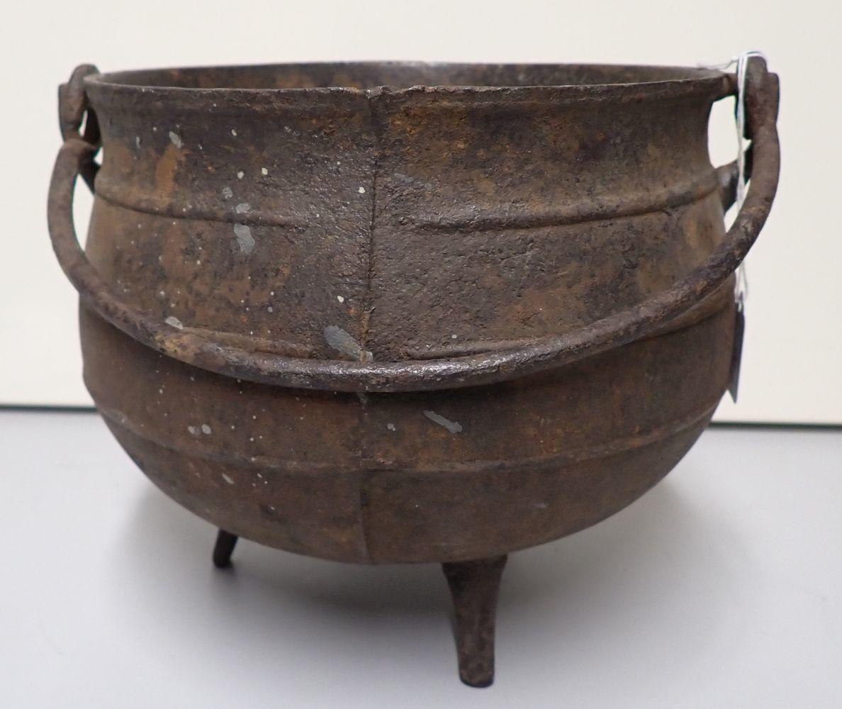 Cauldron - Nelson Provincial Museum