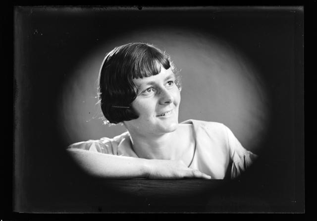 Saunders, Miss Madie - Nelson Provincial Museum