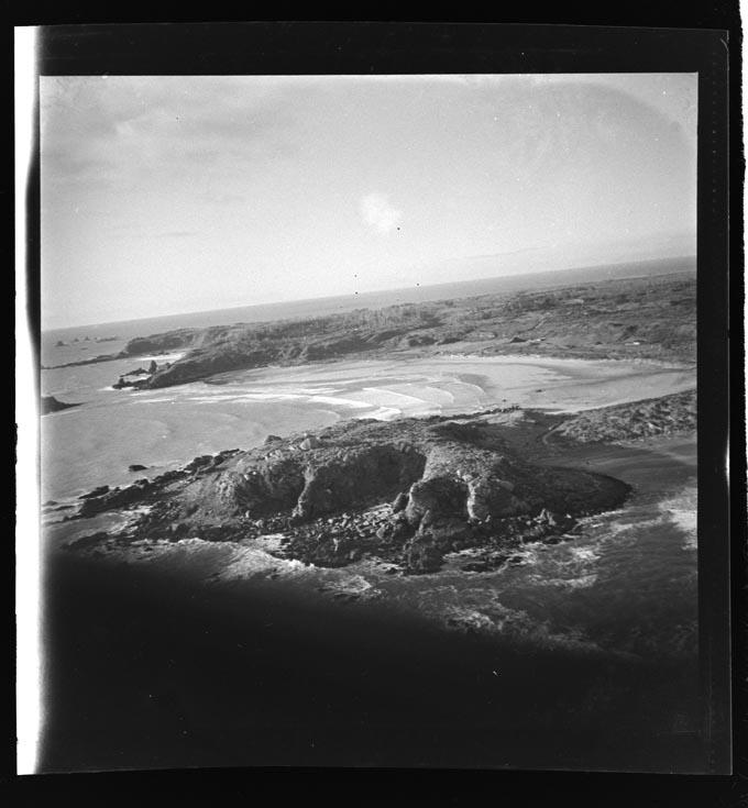 Cape Foulwind area, aerial, see notes - Nelson Provincial Museum